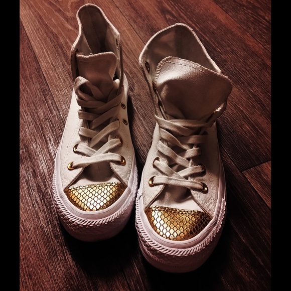 Converse | Shoes | Limited Edition Chuck Taylor All Star Converse ...
